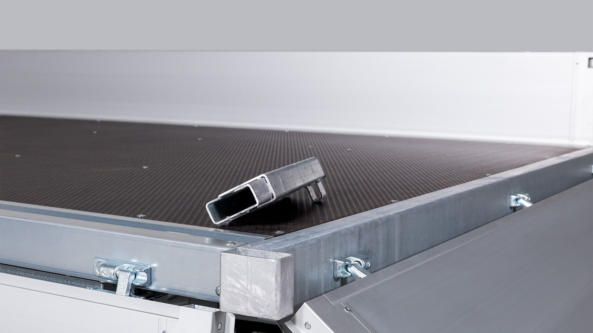 3500P402T205 Platform